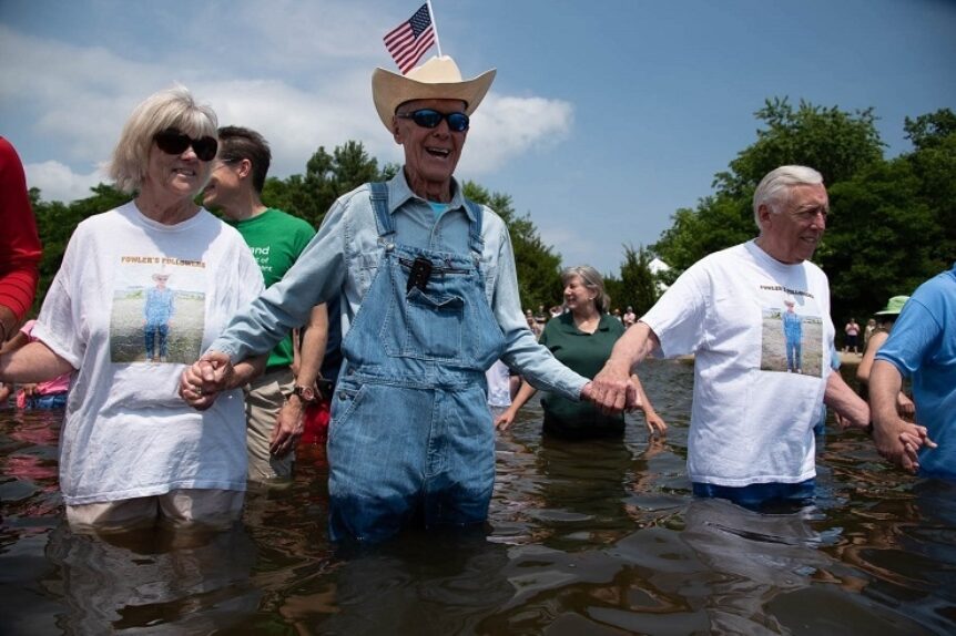‘Sneaker Index’ of 34 inches measured at Bernie Fowler Wade-In