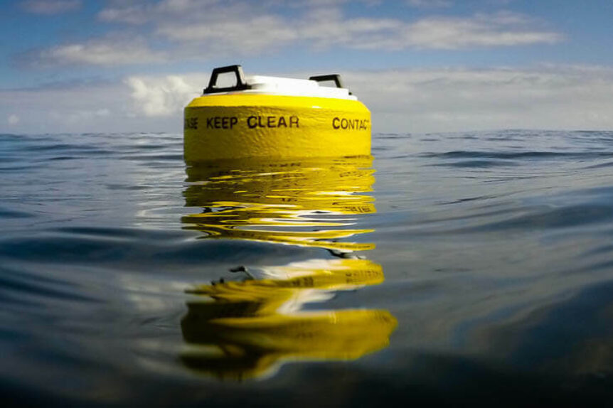 New buoys to track dissolved oxygen in the Bay every 10 minutes, top to ...