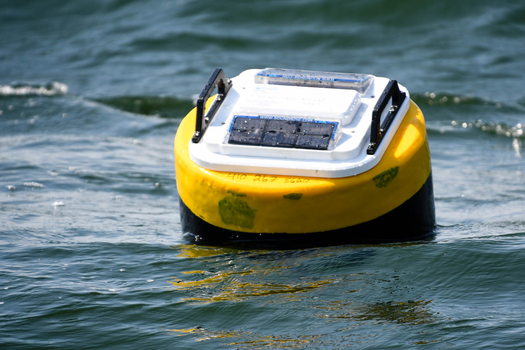 New buoys to track dissolved oxygen in the Bay every 10 minutes, top to ...